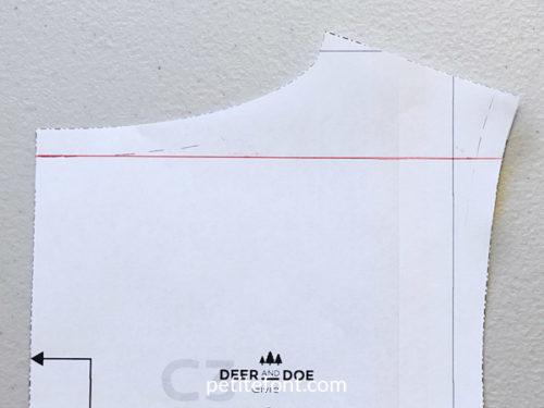 3 Easy Ways to Do Round Back Adjustments on Knits - Petite Font